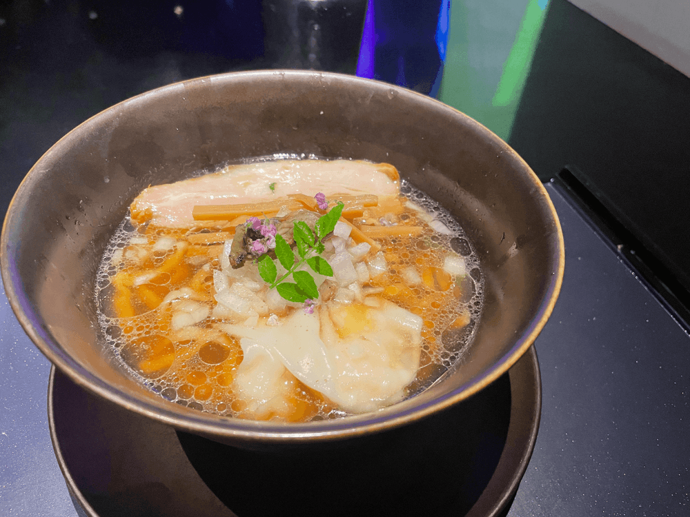 551 Horai - Osaka's most famous nikuman shop